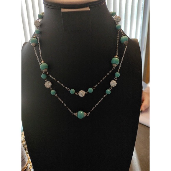 Unbranded | Jewelry | Very Pretty 38 Chain Turquoise Color Rhinestone ...